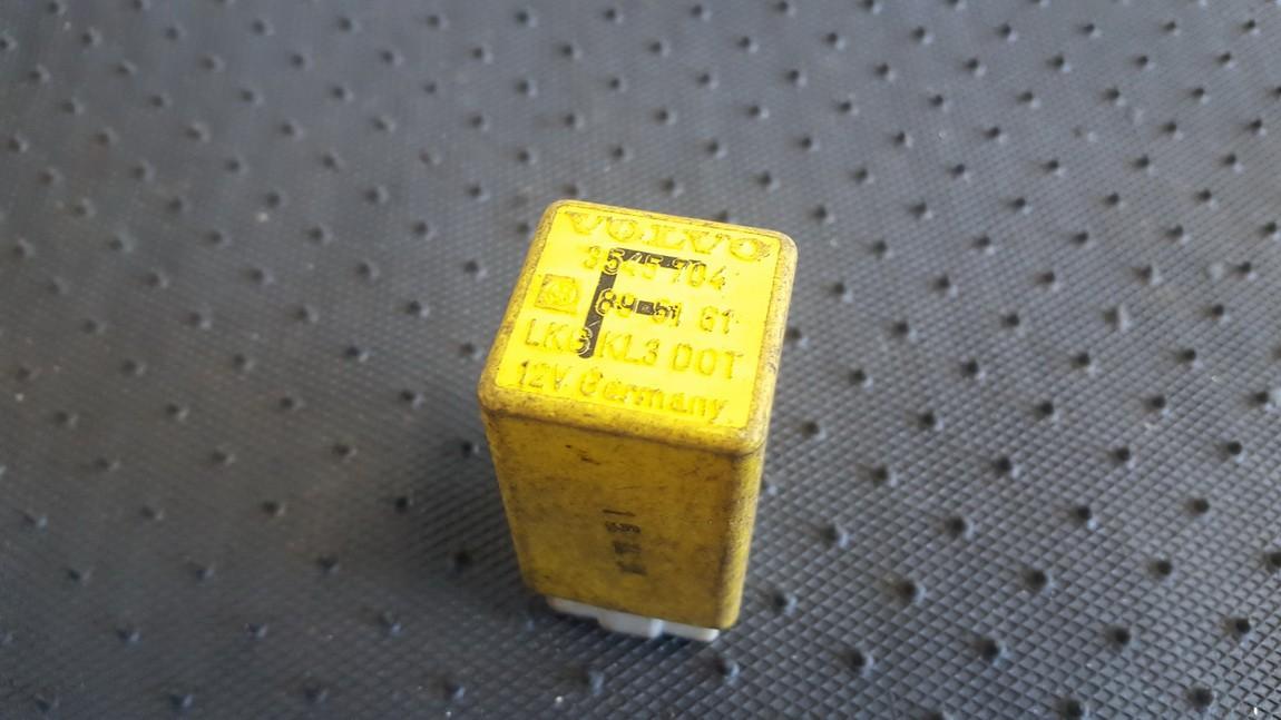 3545704 895161, LKGKL3DOT Relay module Volvo 760 1990 - EIS00270208 ...