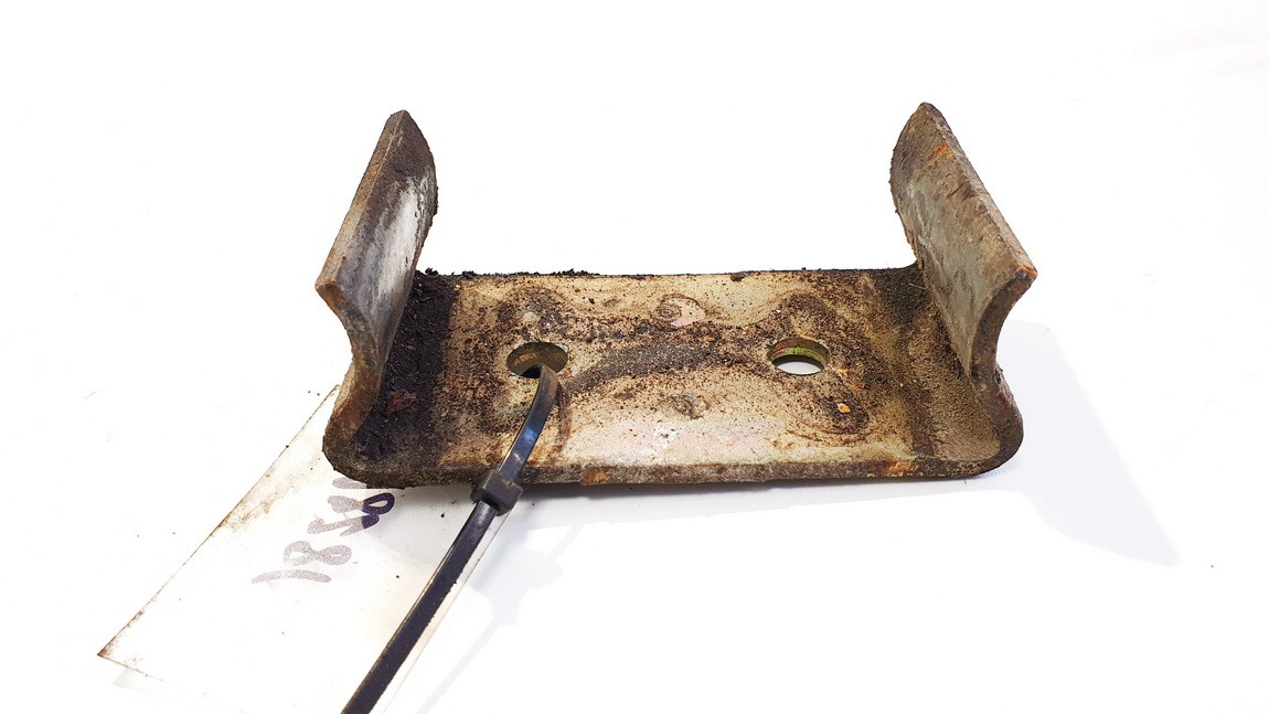used used Engine Mount Bracket and Gearbox Mount Bracket Mercedes-Benz ...