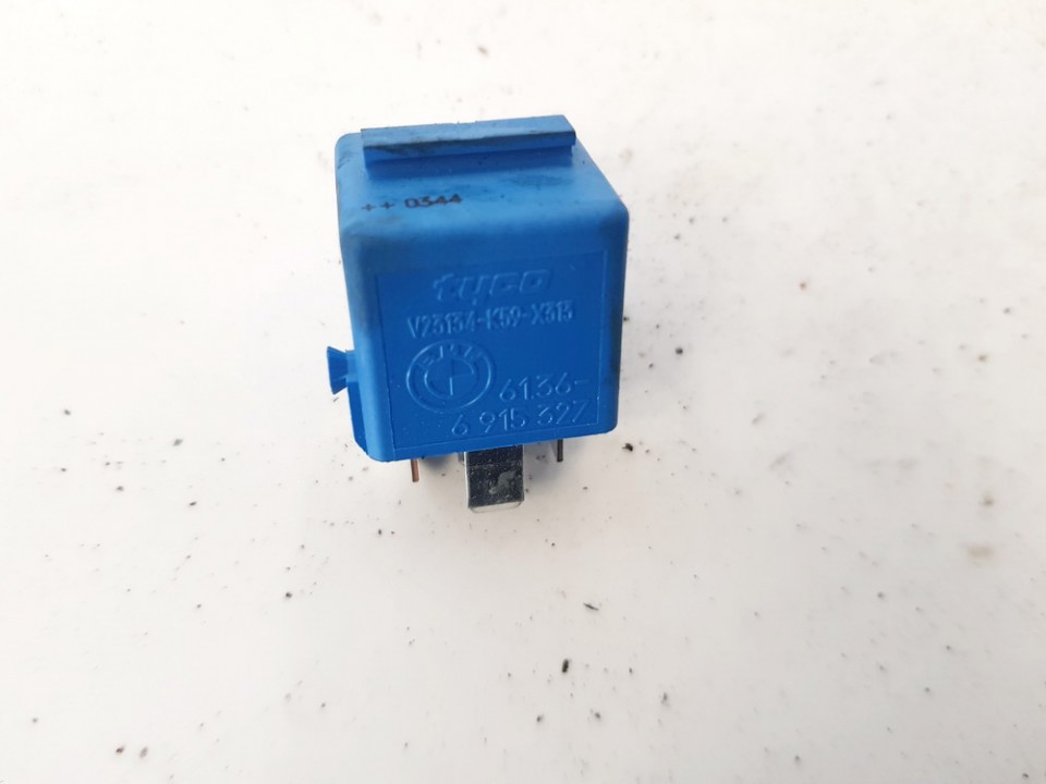 61366915327 used Relay module BMW X5 2004 3.0L - EIS01332135 | Used ...