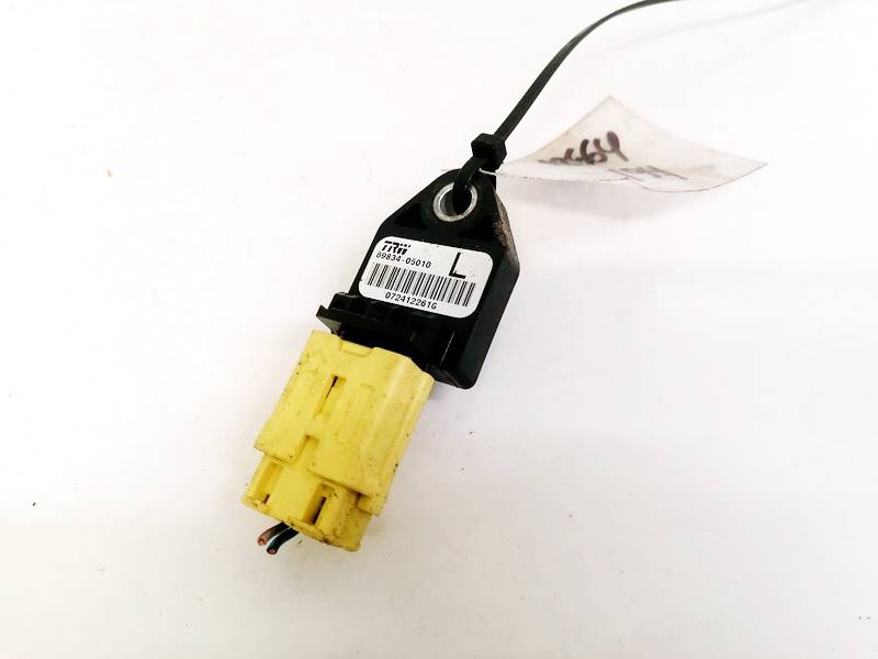 8983405010 89834-05010 Srs Airbag crash sensor Toyota Avensis 2004 2.0L ...
