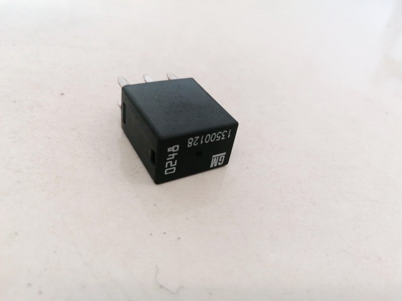 13500128 0248 Relay module Opel Insignia 2011 2.0L - EIS01342185 | Used ...