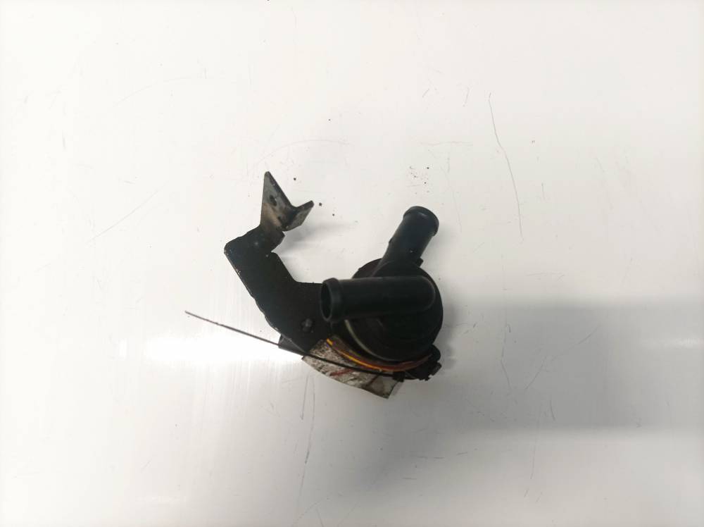 03L965561A 1240210040 Auxiliary Coolant Water Pump (Heater Core Control ...