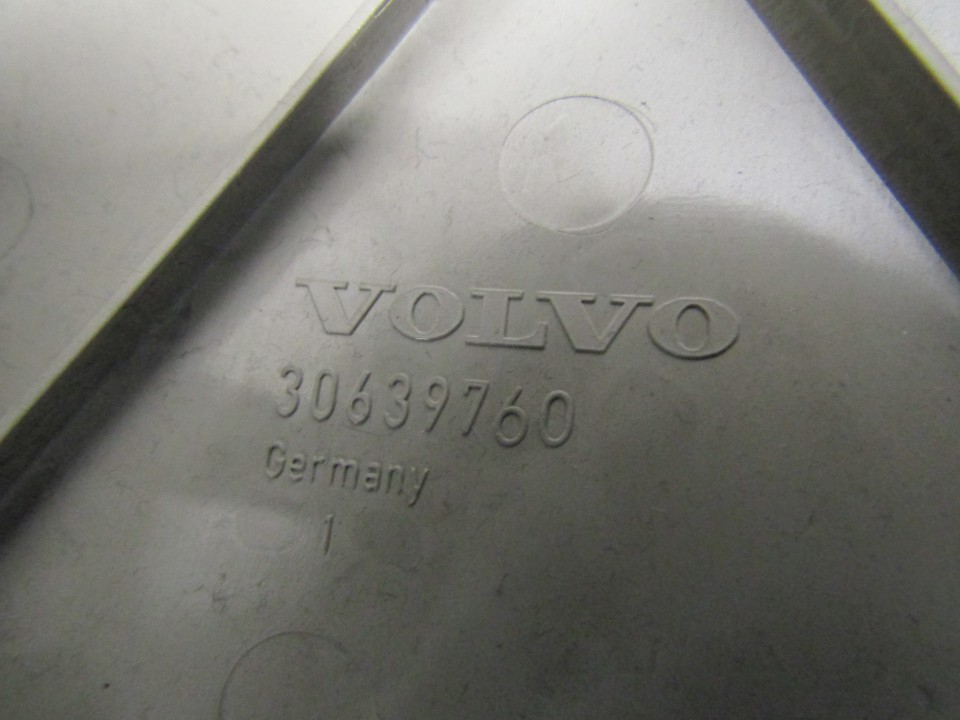 30639760 30639760,1761.5.002 Front Interior Light Volvo V50 2004 2.0L ...