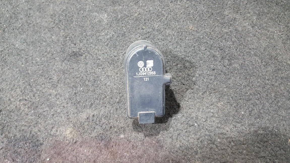 1J0941295B Headlighth Levell Range Adjustment Motor Audi A4 1998 2.0L ...