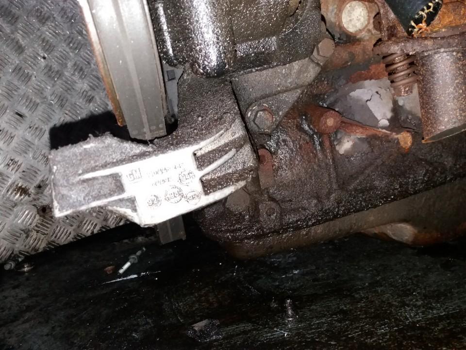 90445286 24494 Engine Mount Bracket and Gearbox Mount Bracket Opel ...