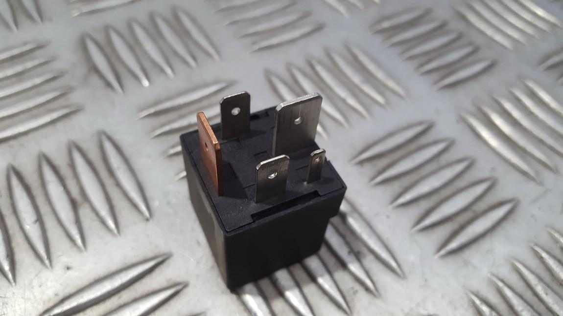 3D0951253A USED Relay module Volkswagen Golf 2006 1.6L - EIS00502236 ...