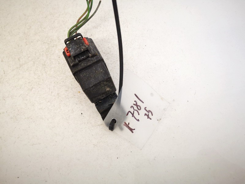 04868478aa used Relay module Chrysler Voyager 2004 2.5L - EIS01612238 ...