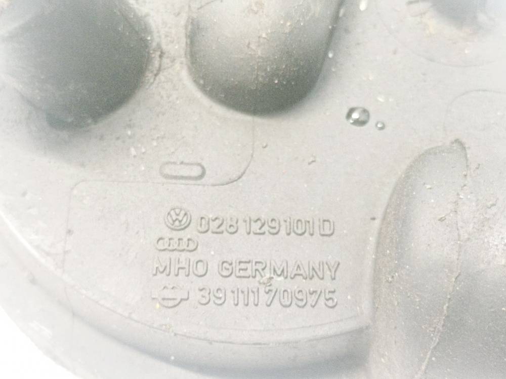 028129101d 911170975 Vacuum pump - Breather (PCV Engine Breather Valve ...