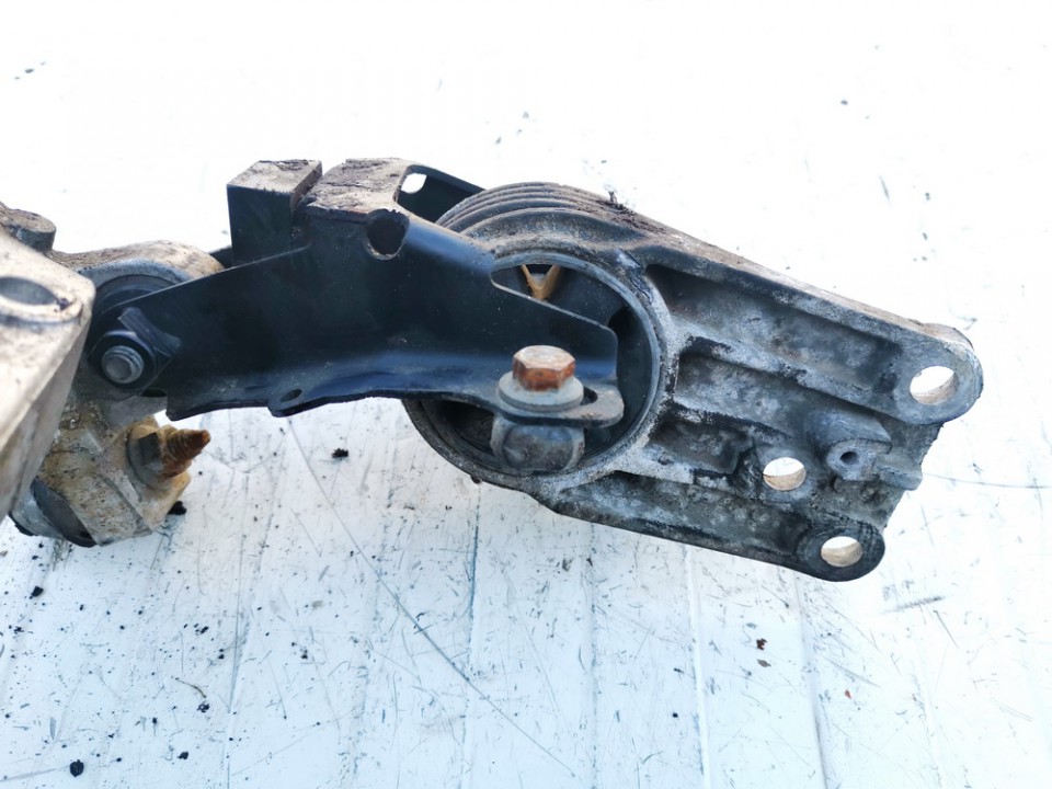 used used Engine Mount Bracket and Gearbox Mount Bracket Rover 75 2002 ...