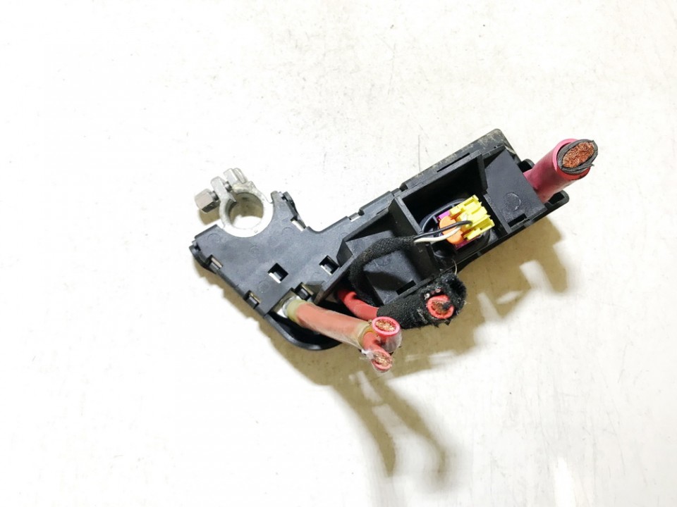 4f0915519 used battery terminal Audi A6 2007 2.0L - EIS00932330 | Used ...