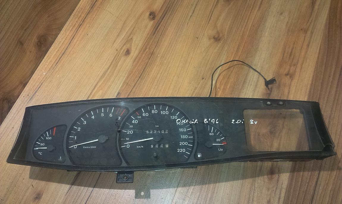 88481674 Speedometers - Cockpit - Speedo Clocks Instrument Opel Omega ...