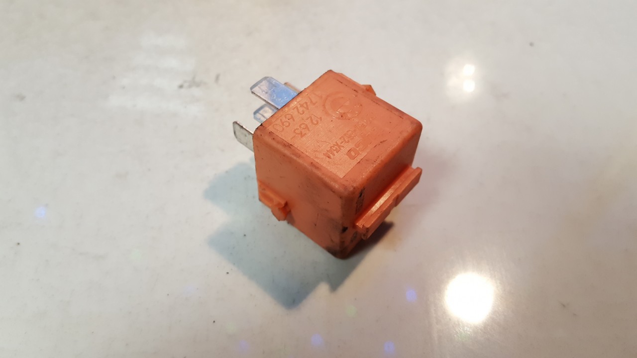 12631742690 12.631742690, 1263-1742690 Relay module BMW 3-Series 2000 ...
