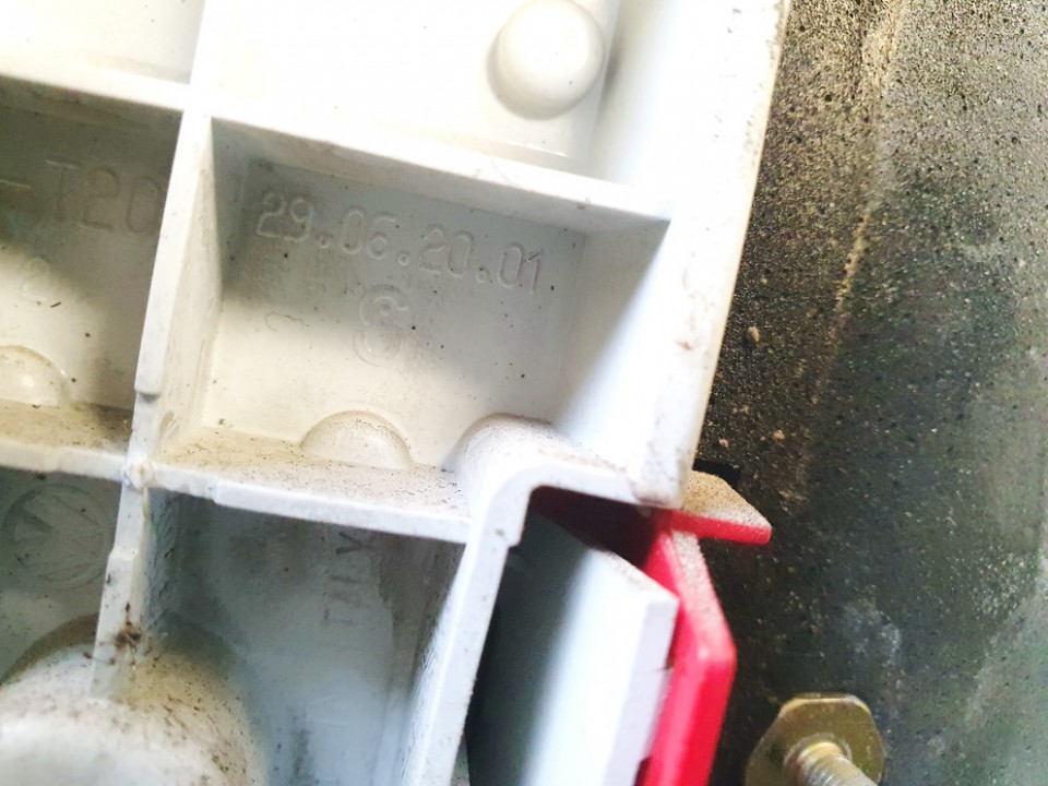 29062001 used Tail Light lamp Outside, Rear Right Volkswagen Passat ...