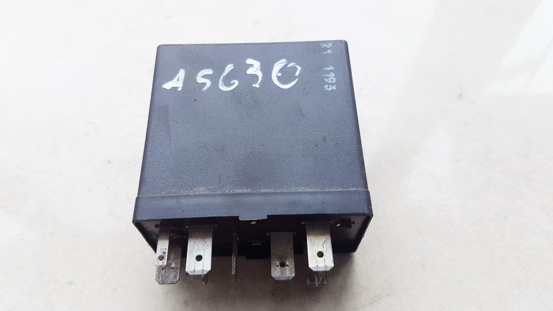441959257C 79FA402 Relay module Audi 100 1993 2.5L - EIS00912446 | Used ...