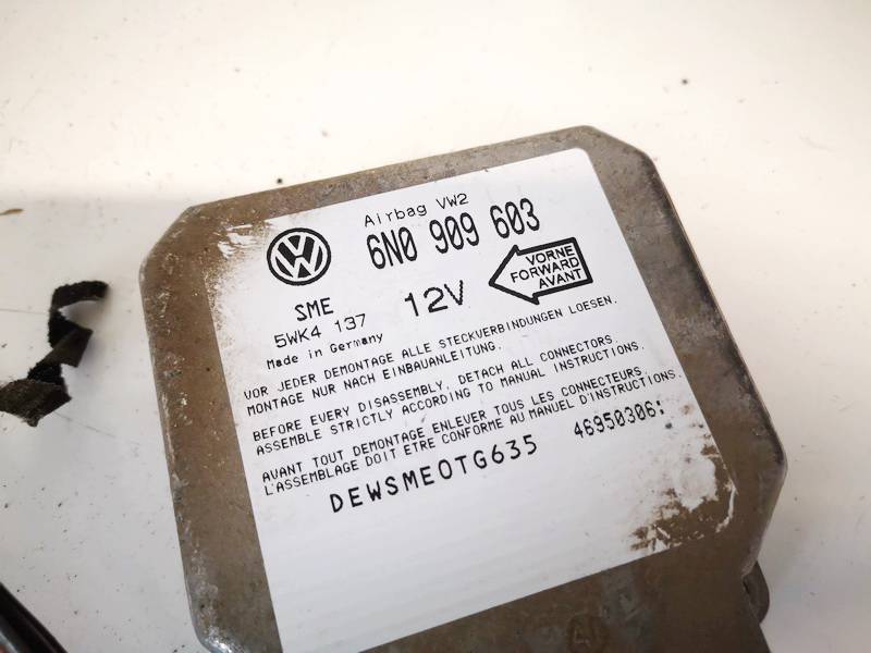 6n0909603 5wk4137 Airbag crash sensors module Volkswagen Golf 1996 1.9L ...