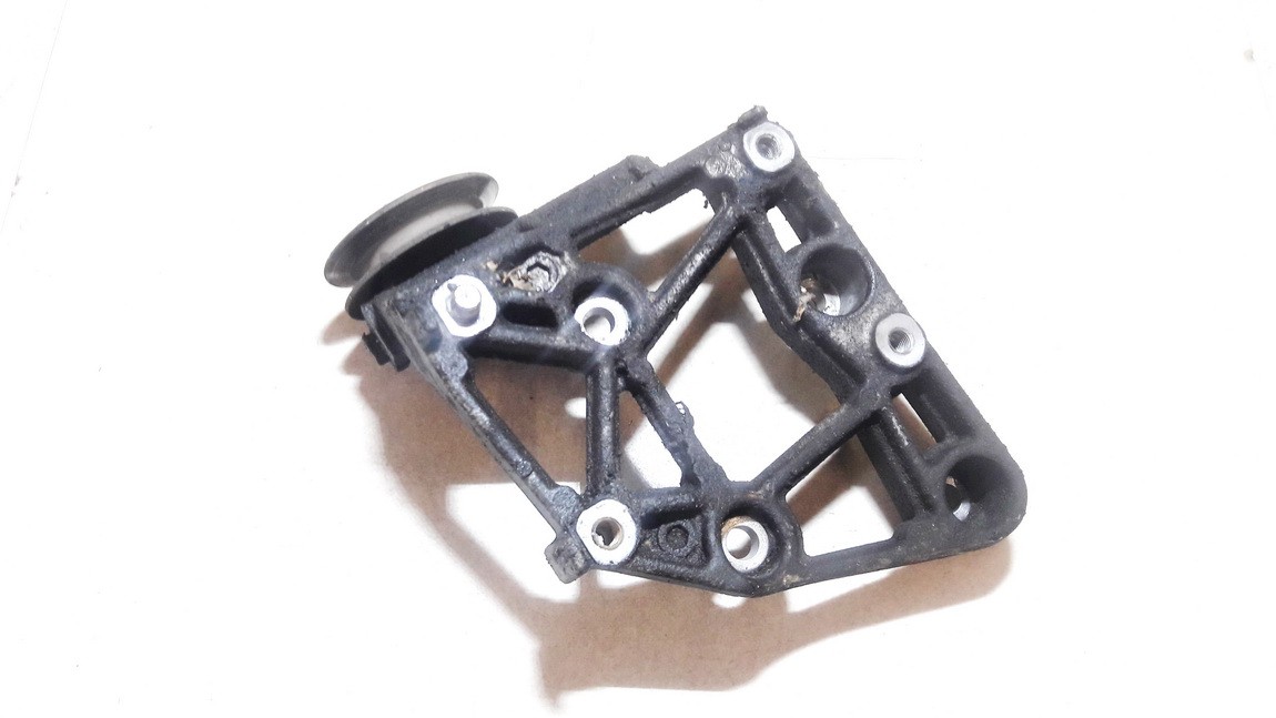 AD201 Nissan X-Trail 2004 Engine Mount Bracket and Gearbox Mount ...