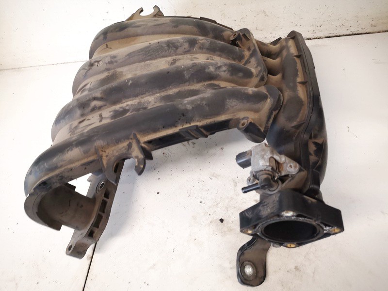 used used Intake manifold (Inlet Manifold) Nissan Cube 2010 1.6L 50EUR ...