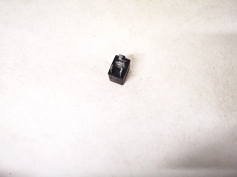 90229206 used Relay module Opel Astra 2000 1.7L - EIS01242475 | Used ...