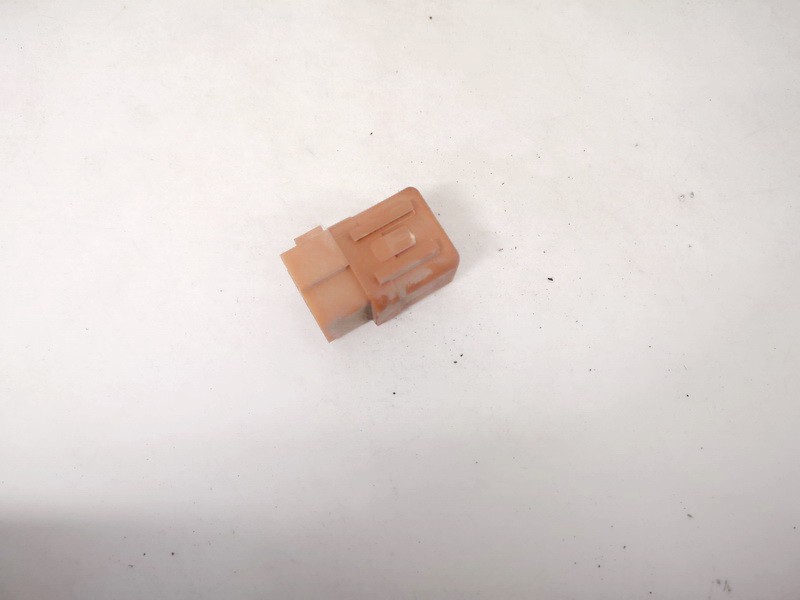 2523079964 used Relay module Nissan Almera Tino 2001 2.2L - EIS01232518 ...