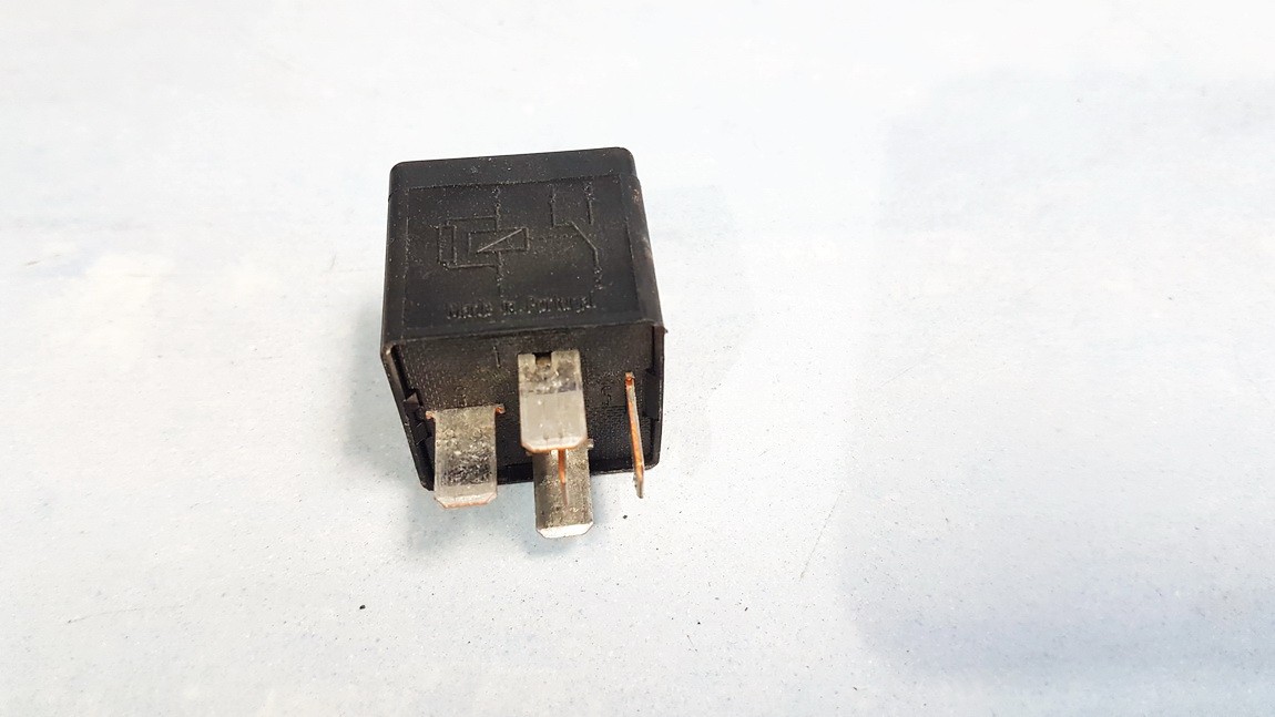 f0ab14b192aa f0ab-14b192-aa Relay module Ford Mondeo 2002 2.0L ...