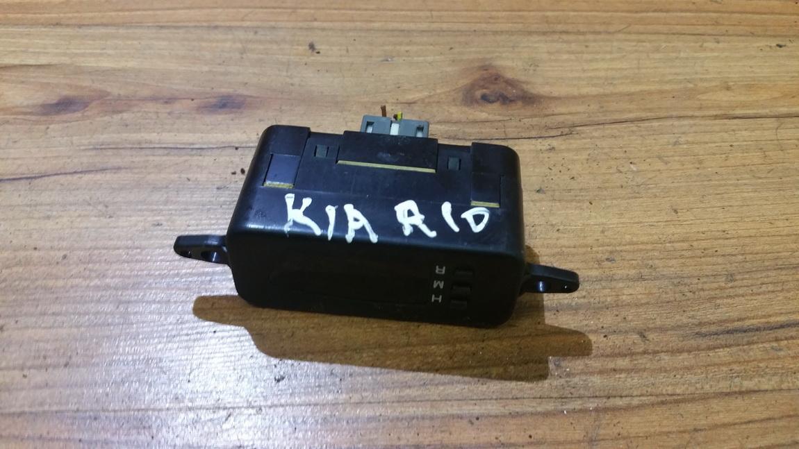 84775fd000 n/a Dashboard Radio Display (Clock,Info Monitor,BORD ...