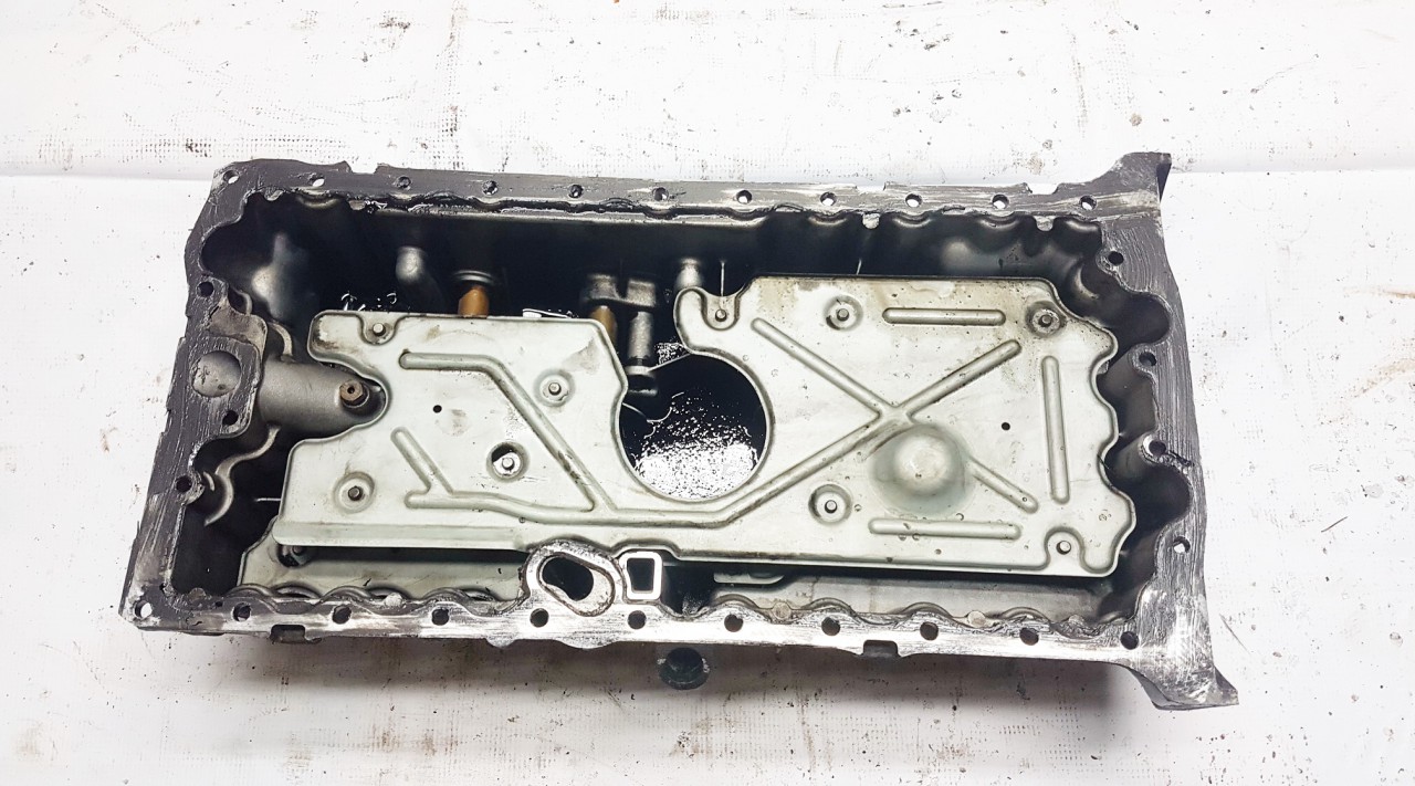 30777966 30777966AA Engine crankcase (Oil Pan) Volvo XC 90 2009 2.4L ...