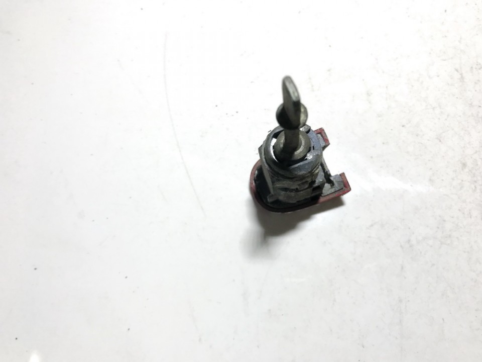 3b0837167 used Duru spynele (sirdele) Volkswagen Passat 1997 1.9L ...