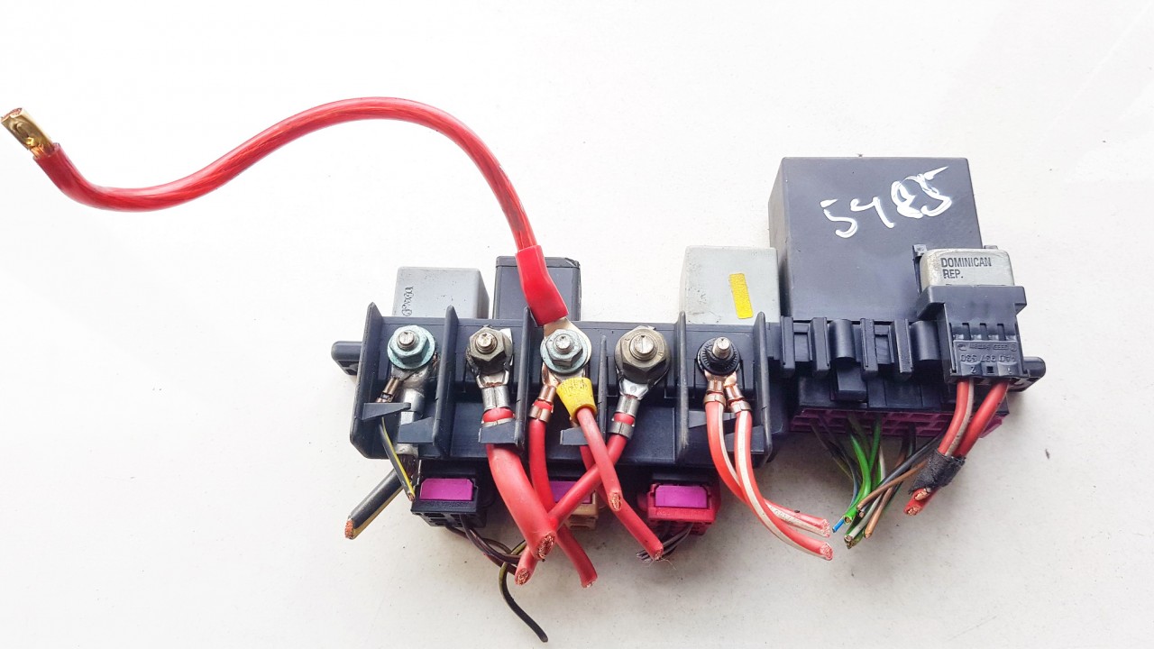 8L0941822 USED Fuse box Volkswagen Golf 1999 1.9L - EIS00902634 | Used ...