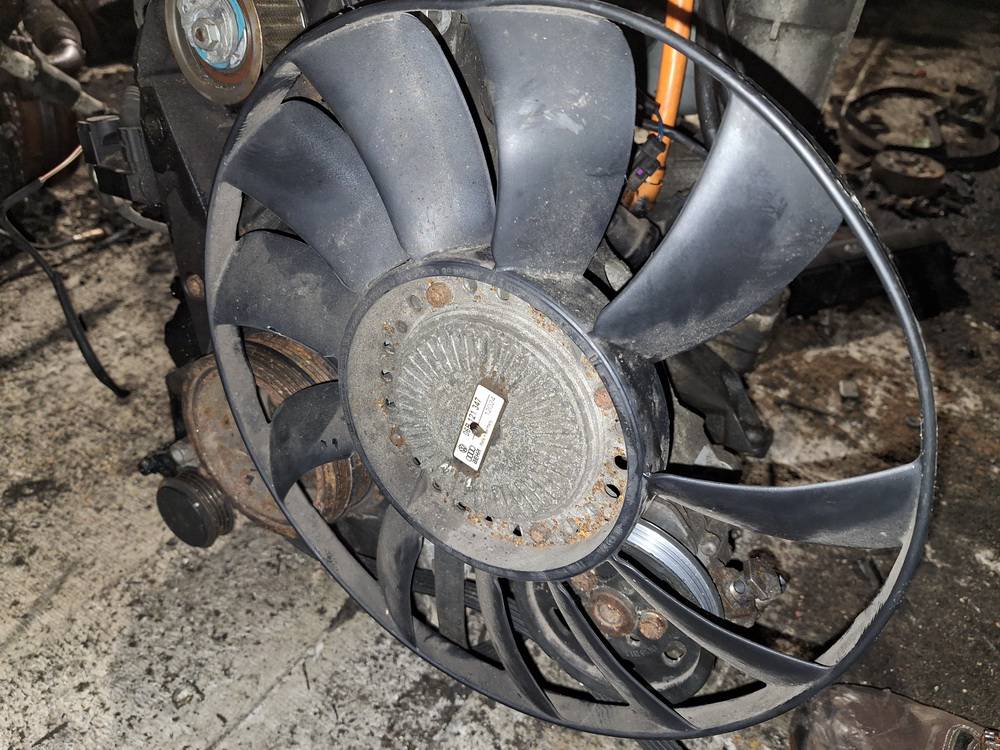 06b121347 used Radiator viscous fan clutch Skoda Superb 2007 1.9L ...