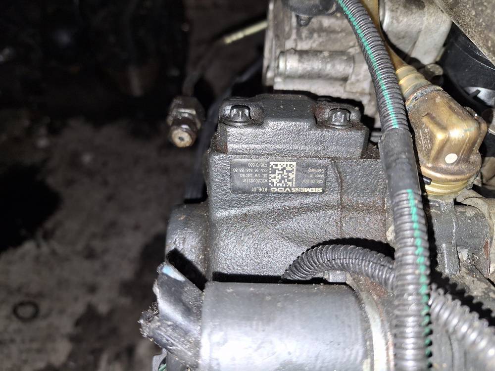 a2c20003791 used High Pressure Injection Pump Volvo V50 2004 2.0L ...