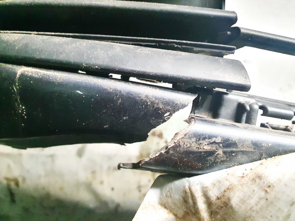 3aa807221 used Front bumper Volkswagen Passat 2011 - EIS01532688 | Used ...