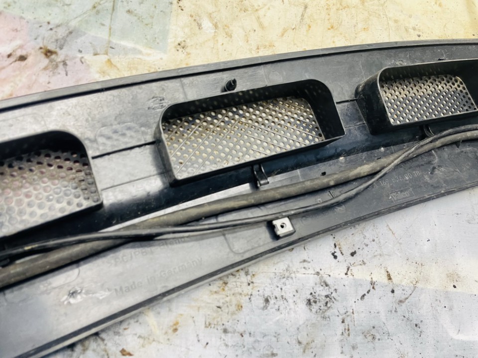 a1698360018 used Wiper Muolding Mercedes-Benz A-CLASS 2004 1.8L ...