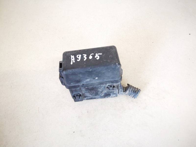 7162XA2 Toyota Yaris 2007 Fuse box | EuroImpex