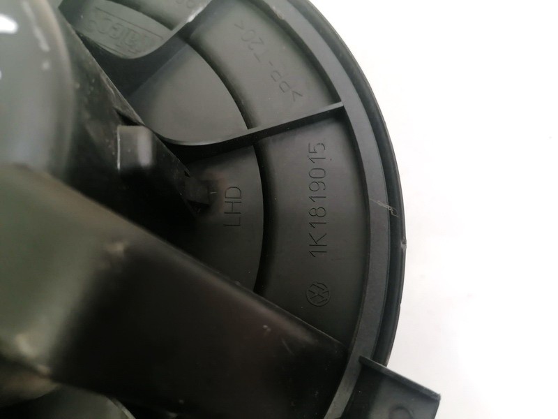 1K1819015 USED Heater blower assy Volkswagen Touran 2004 2.0L ...