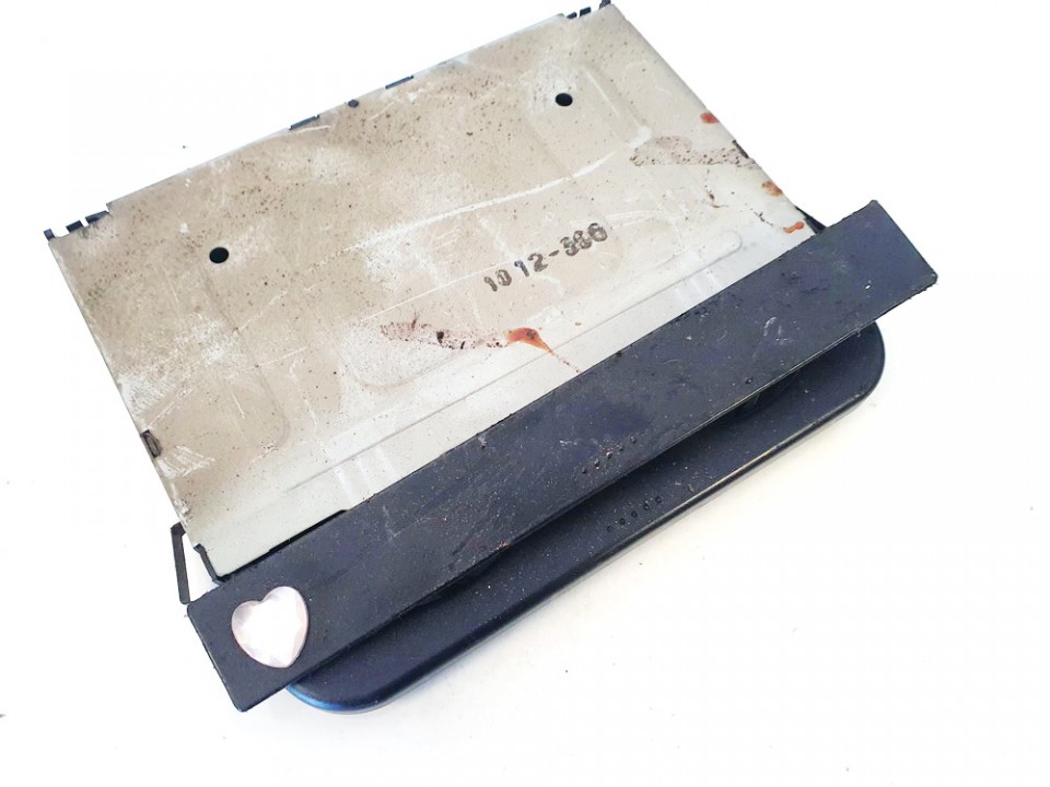 1j0858601 used Cup holder and Coin tray Volkswagen Golf 1999 1.9L ...