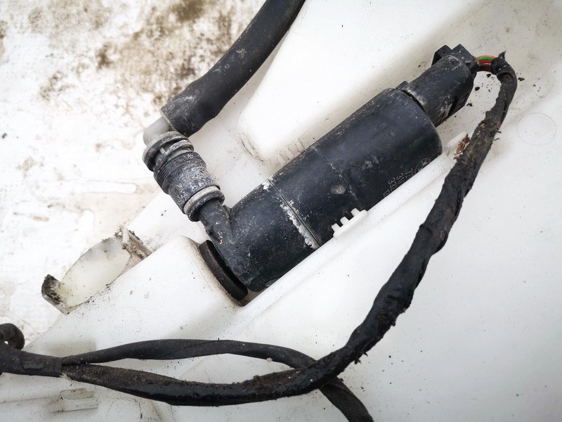 6712721779202 67127217792-02 Headlight Washer Pump BMW X5 2008 ...