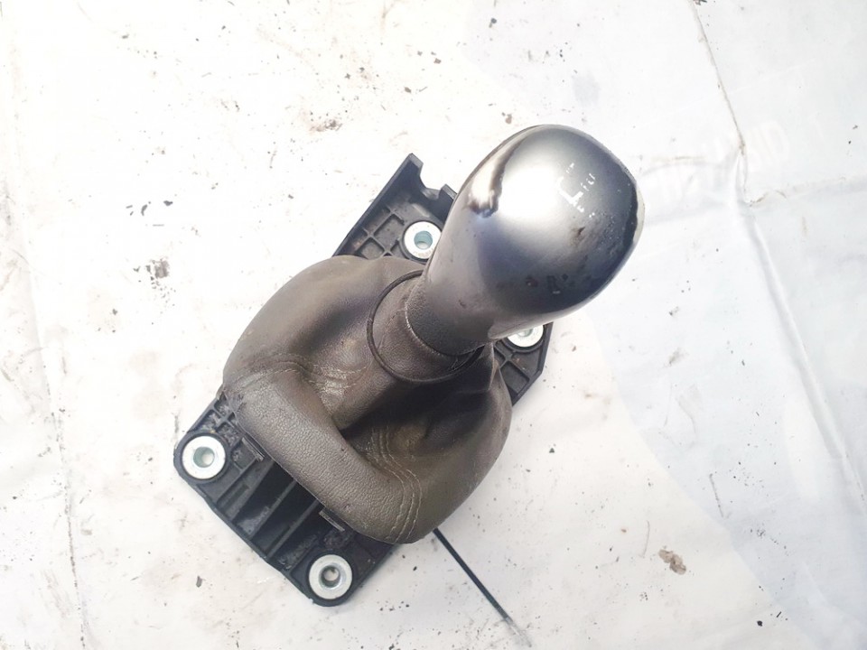 used used Gearshift Lever Mechanical (GEAR SELECTOR UNIT) Volvo V40 ...