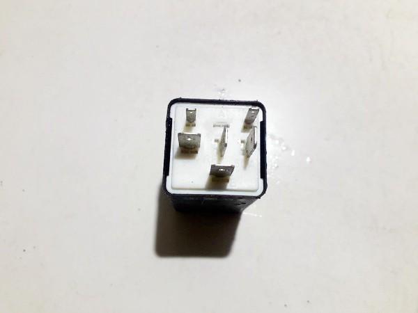 4a0951253 89 8700 000 Relay module Audi A4 2003 1.8L - EIS00652865 ...