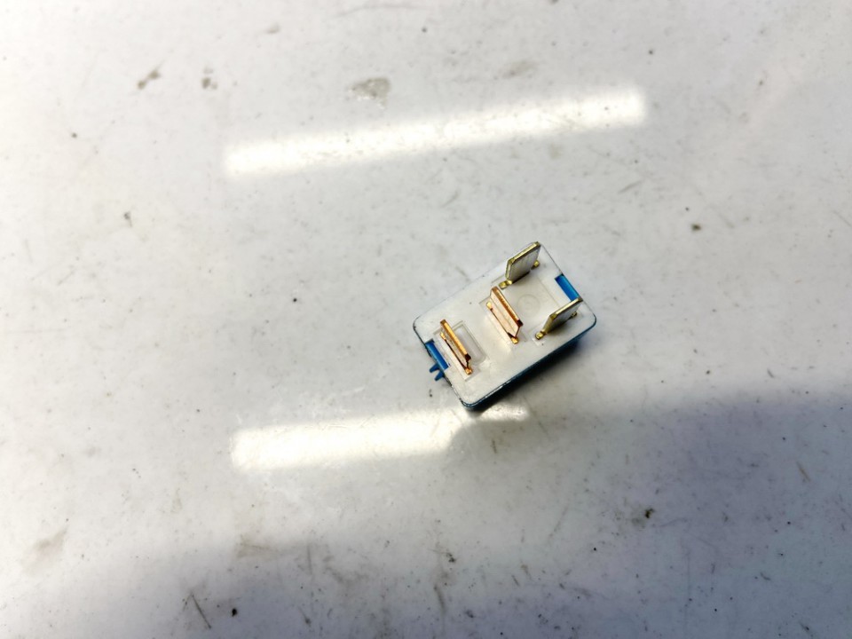 9098702027 90987-02027, 156700-2870, 1567002870 Relay module Toyota ...