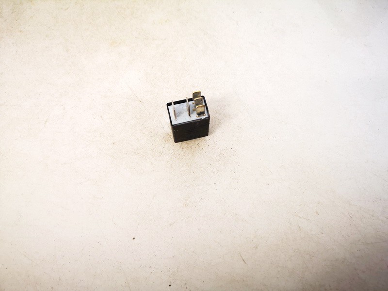 95vw10k705ae 7m0951253c Relay module Volkswagen Caddy 2004 2.0L ...