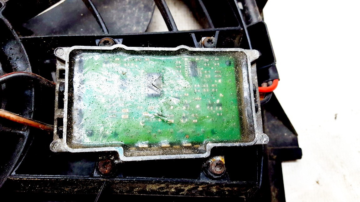 6904768 used Blower Fan Regulator (Fan Control Switch Relay Module) BMW ...