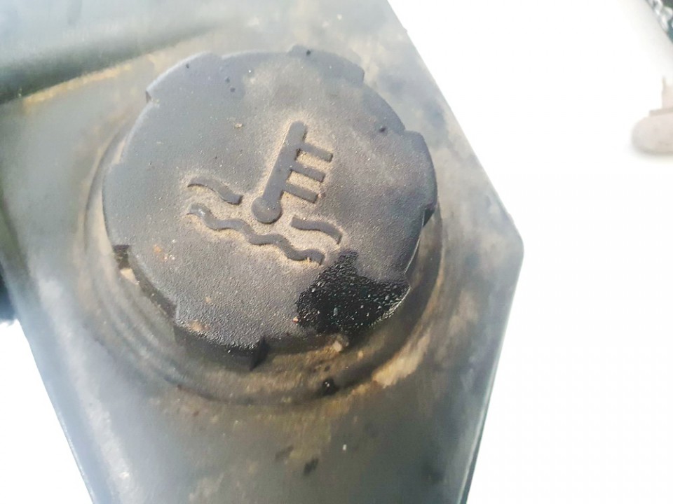 30804963 used Expansion Tank coolant (RADIATOR EXPANSION TANK BOTTLE ...