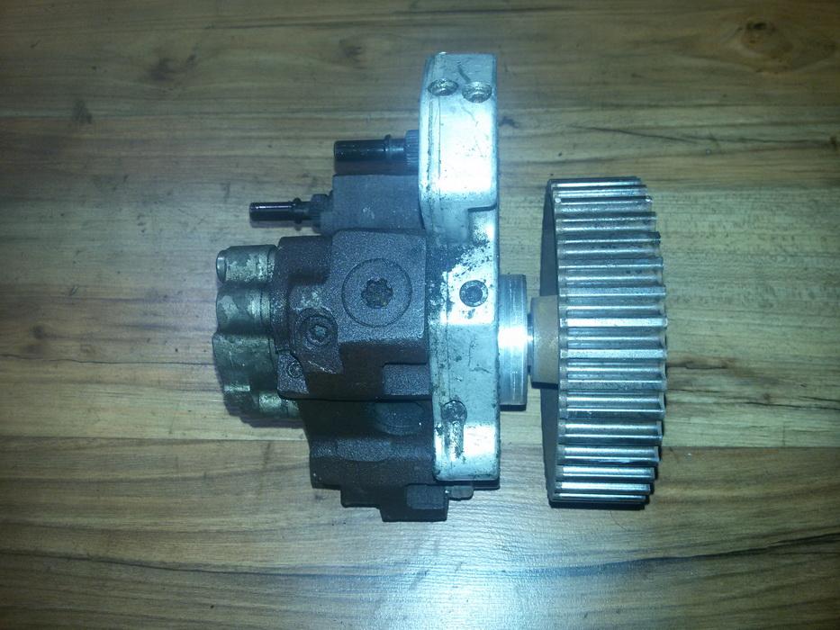 8200108225 0445010075 High Pressure Injection Pump Renault Megane 2004 ...
