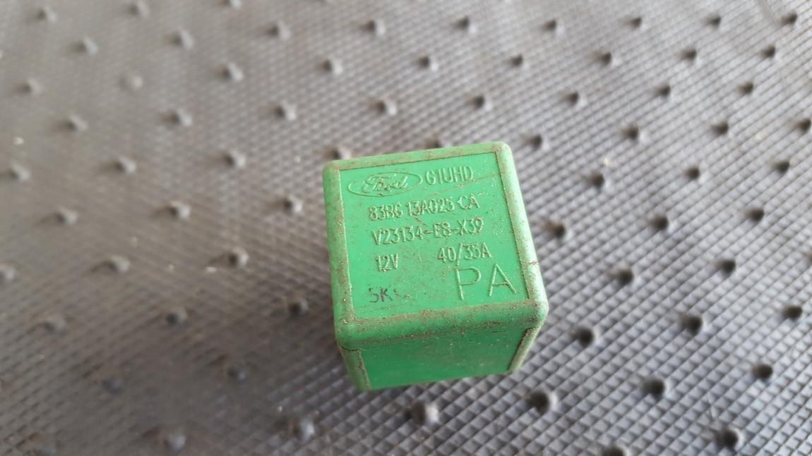 83BG13A025CA Ford Escort 1993 Relay module | EuroImpex