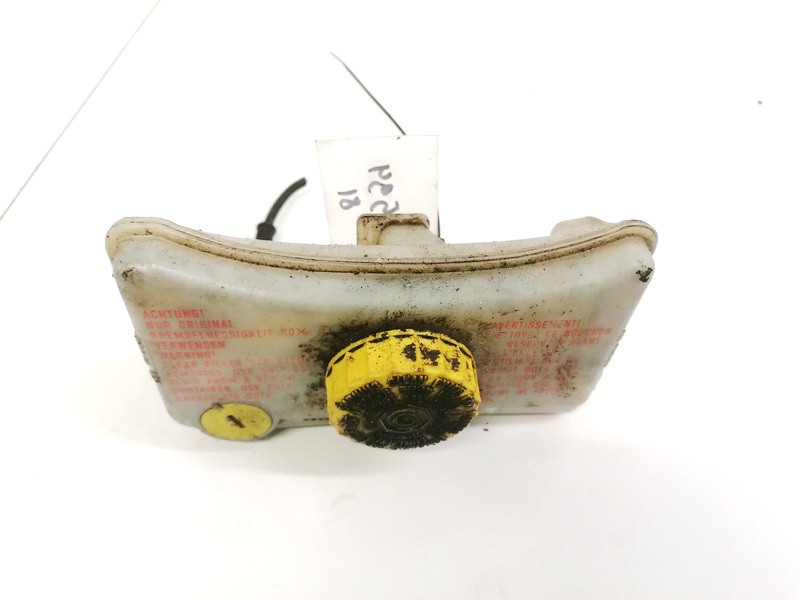 8E0611301E USED Brake Master Cylinder Reservoir Audi A4 2003 1.9L ...