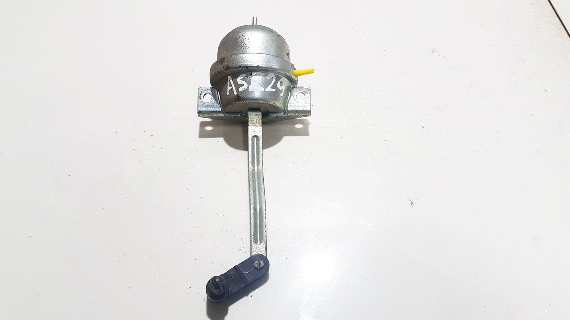 3613513 USED Door Vacuum Central Locking Mechanism (Actuator Control ...