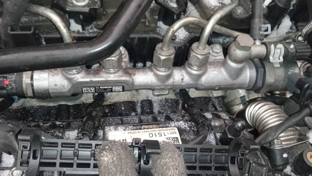 0445213035 55510687000 0281006034 Fuel injector rail (injectors)(Fuel ...