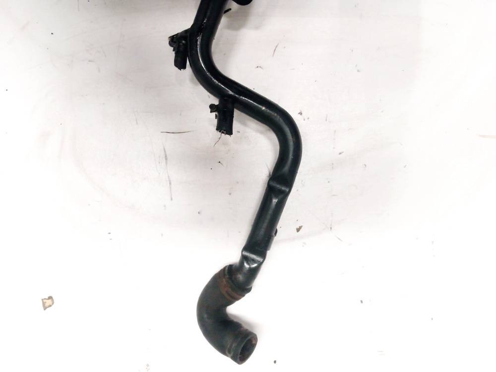038121071f 038121071f TURBO INTERCOOLER PIPE HOSE Volkswagen Passat ...