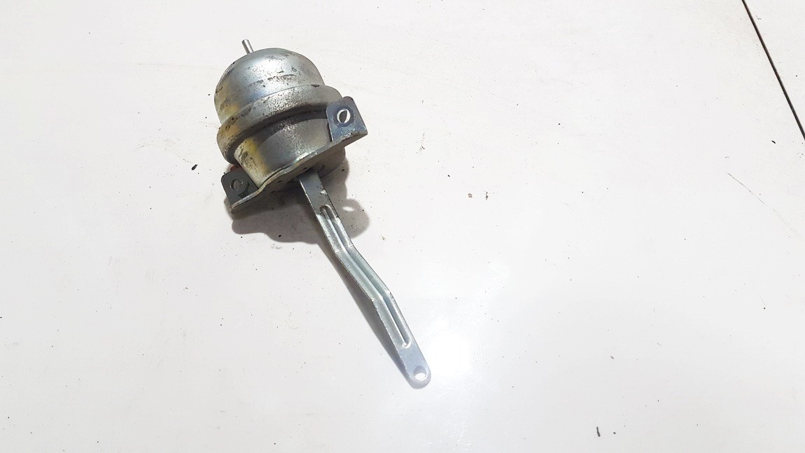 3613513 US3613513 Door Vacuum Central Locking Mechanism (Actuator ...