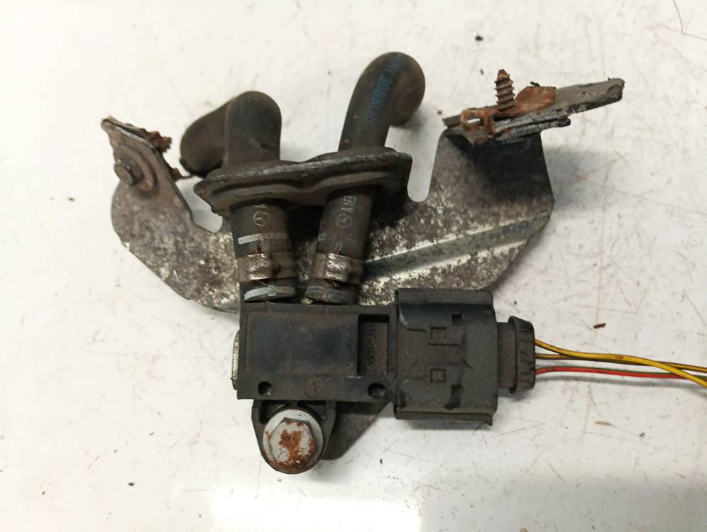 a1695420040 used DPF Pressure Sensor (DPF Exhaust Differential Pressure ...